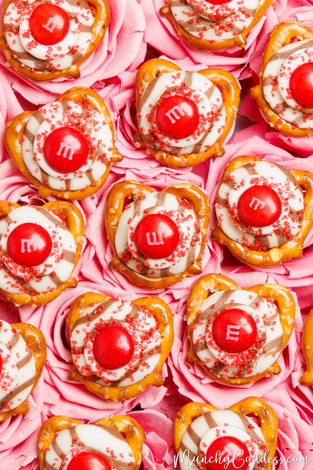 Simple Valentine’s Day Pretzels With Hugs | Munchy Goddess