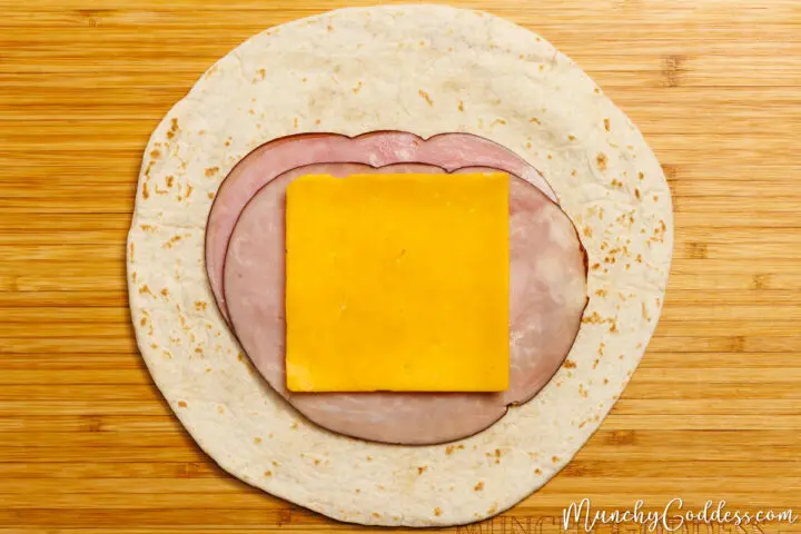 Ham and Cheese Wraps (quick and easy) | Munchy Goddess